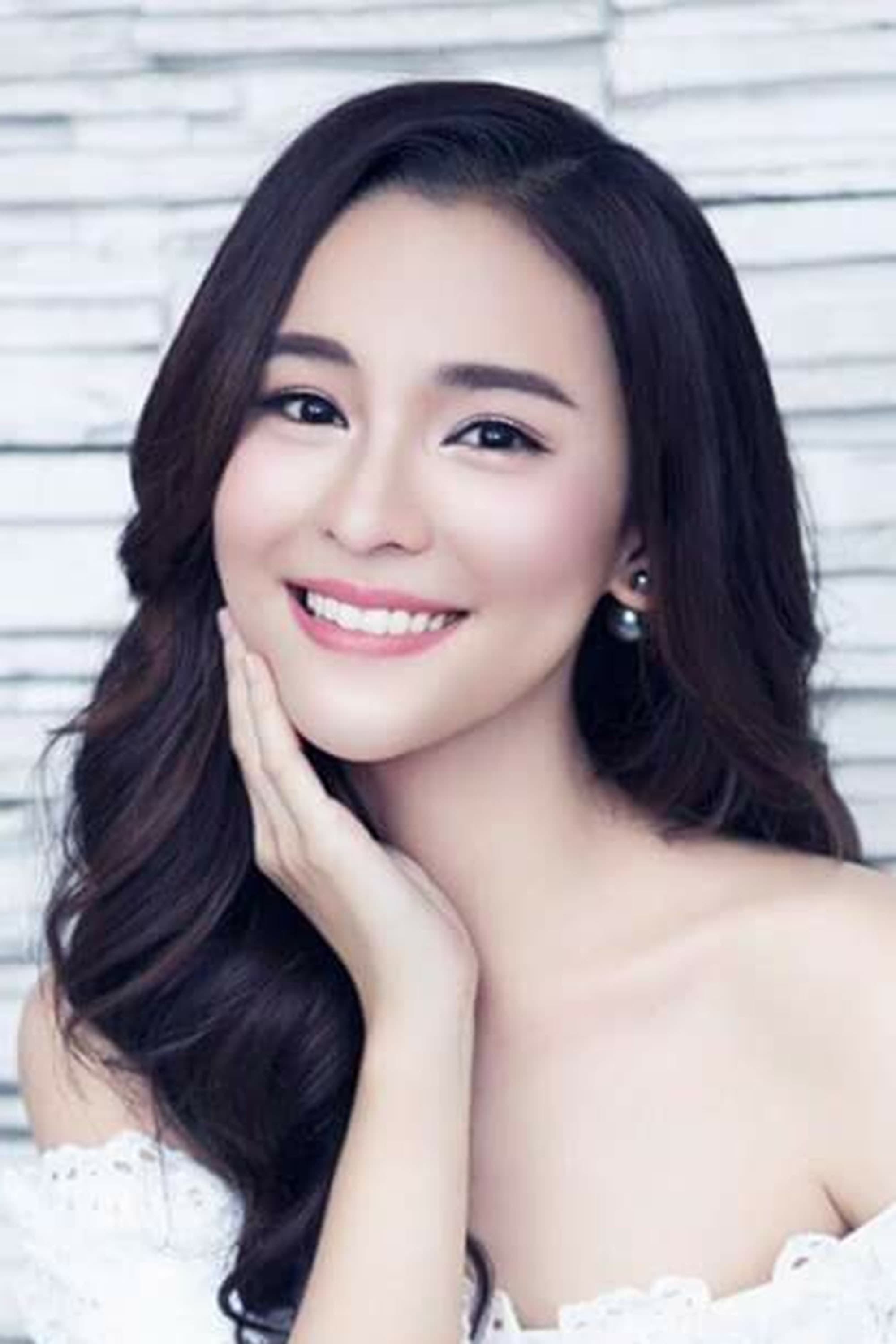 Watch Aom Sushar Manaying Movies Online | Xstream Play