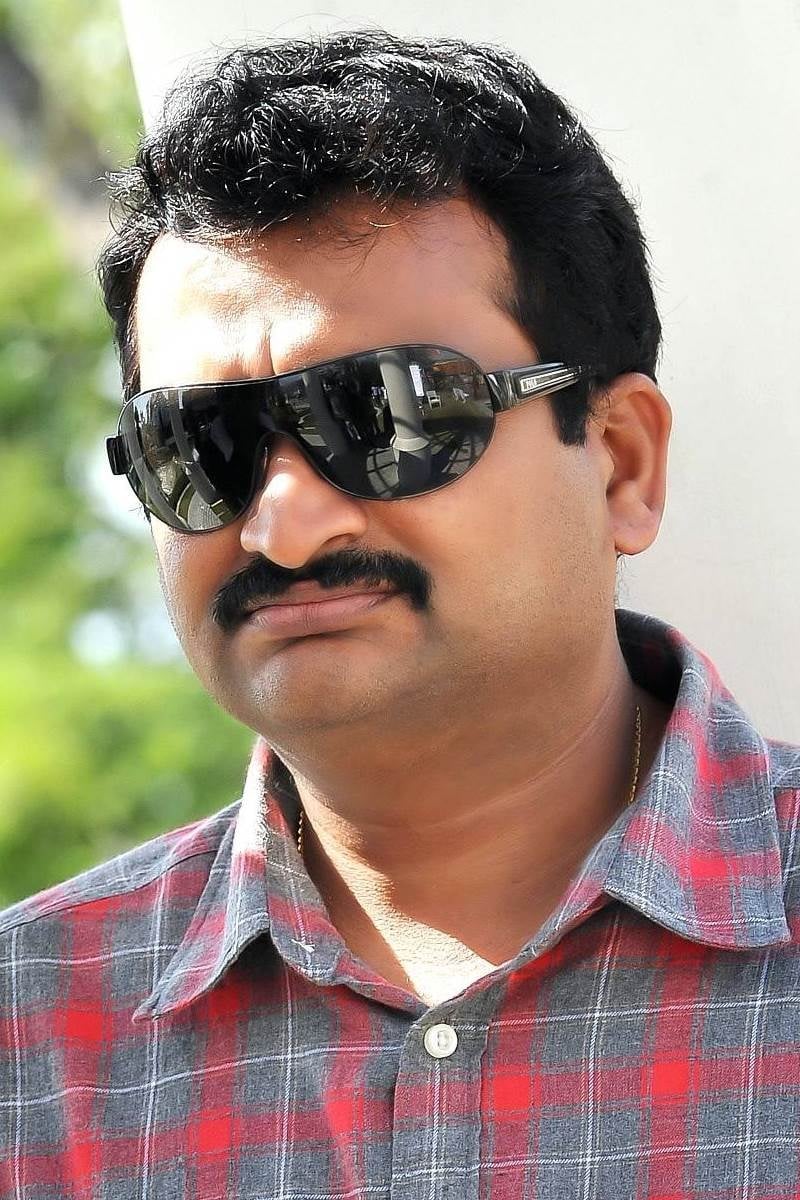 Watch Bandla Ganesh Movies Online | Xstream Play