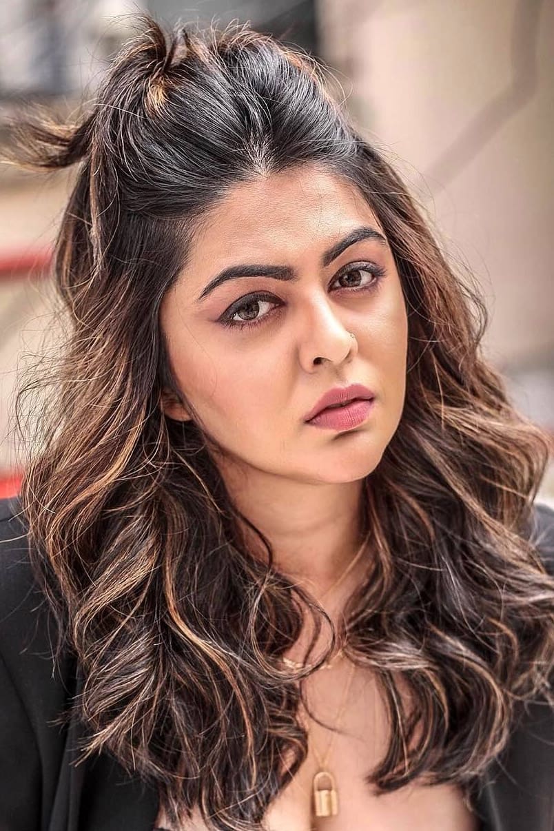 Watch Shafaq Naaz Movies Online | Xstream Play